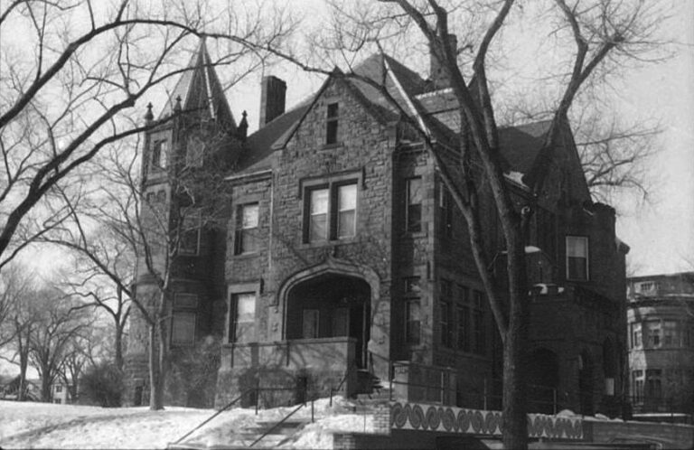 Eugene Merrill House on Washburn Fair Oaks Park - Forgotten Minnesota